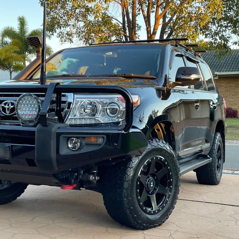 Weather Shields suit LANDCRUISER 200 SERIES 2015-2018 BLACK